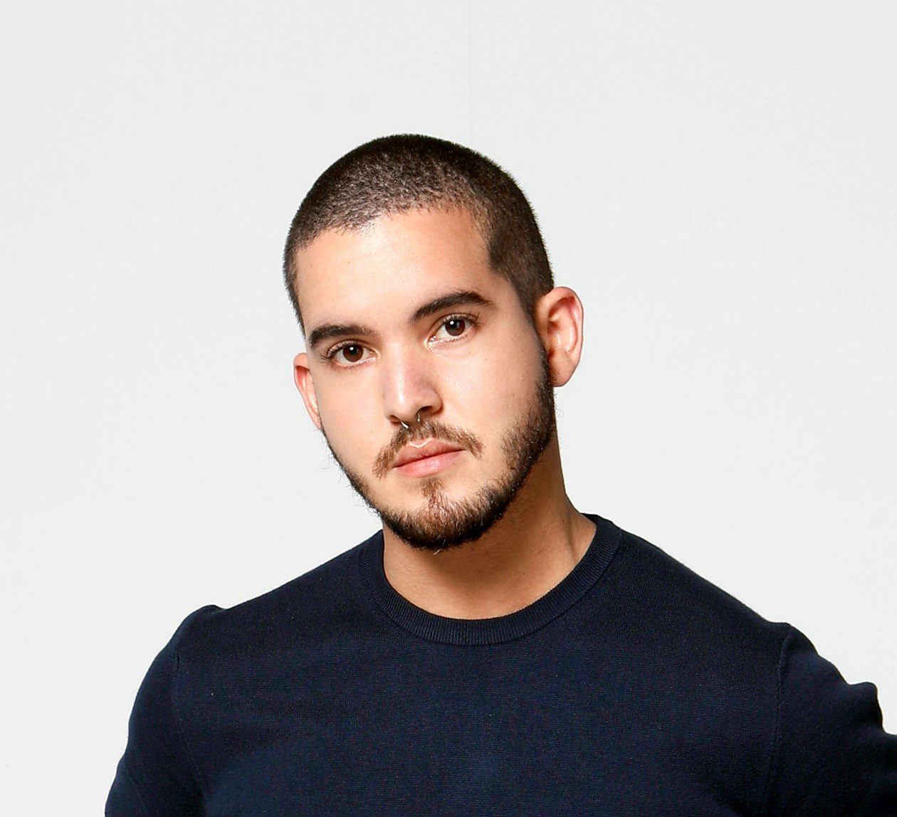 Brian Estévez | Artfy