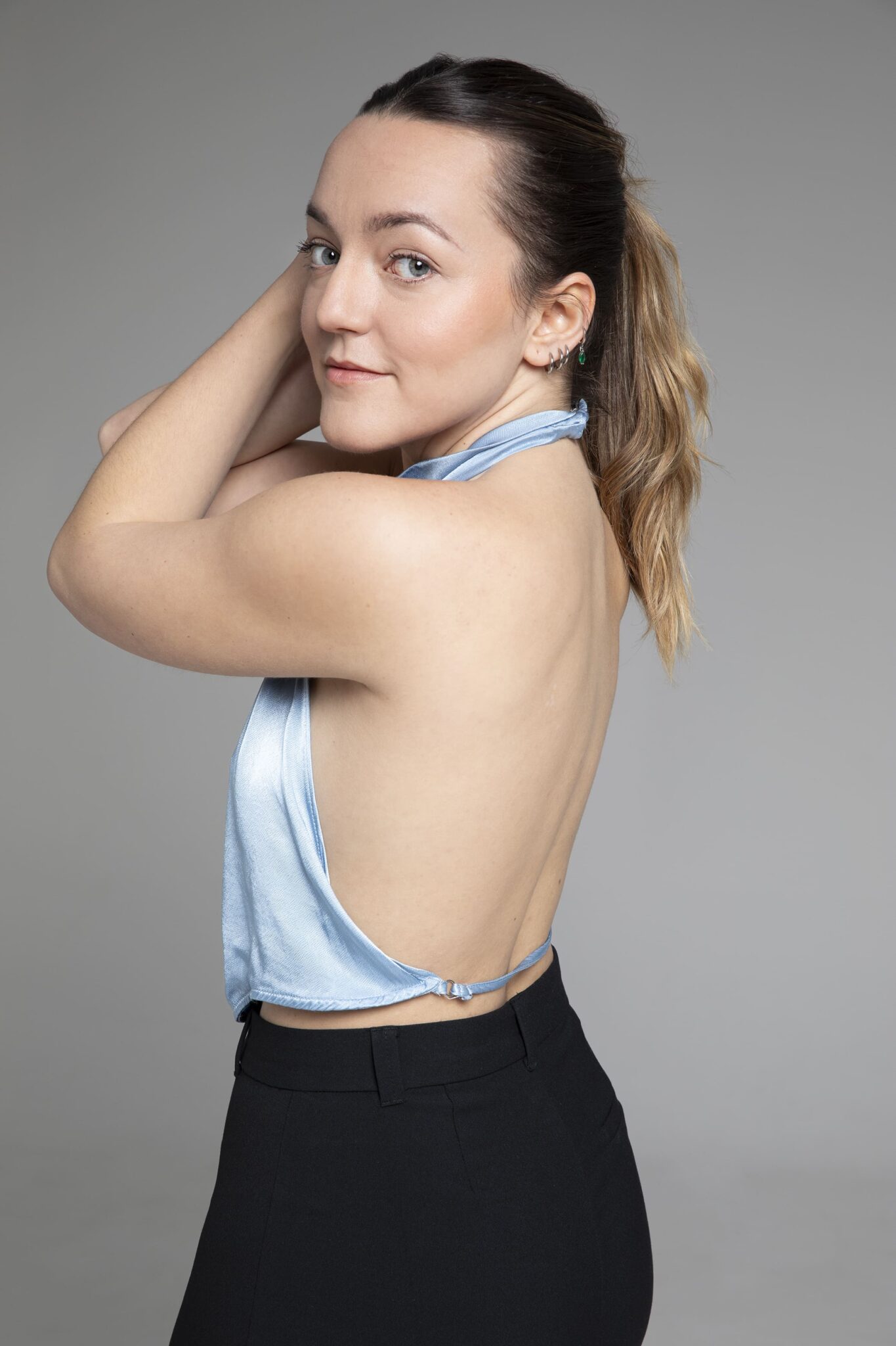 Clara López - Artfy